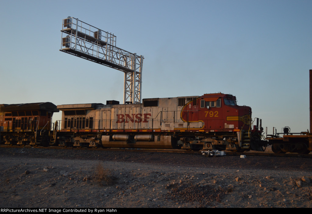 BNSF 792 At Sunset